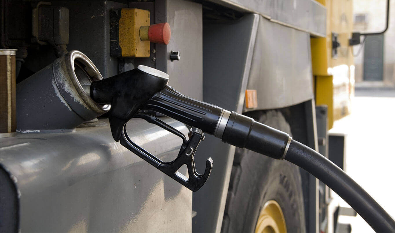 Reducing fuel consumption in trucks - Teletrac Navman UK - Teletrac ...