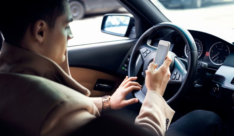 Telematics, Smartphones And Road Safety - Teletrac Navman UK