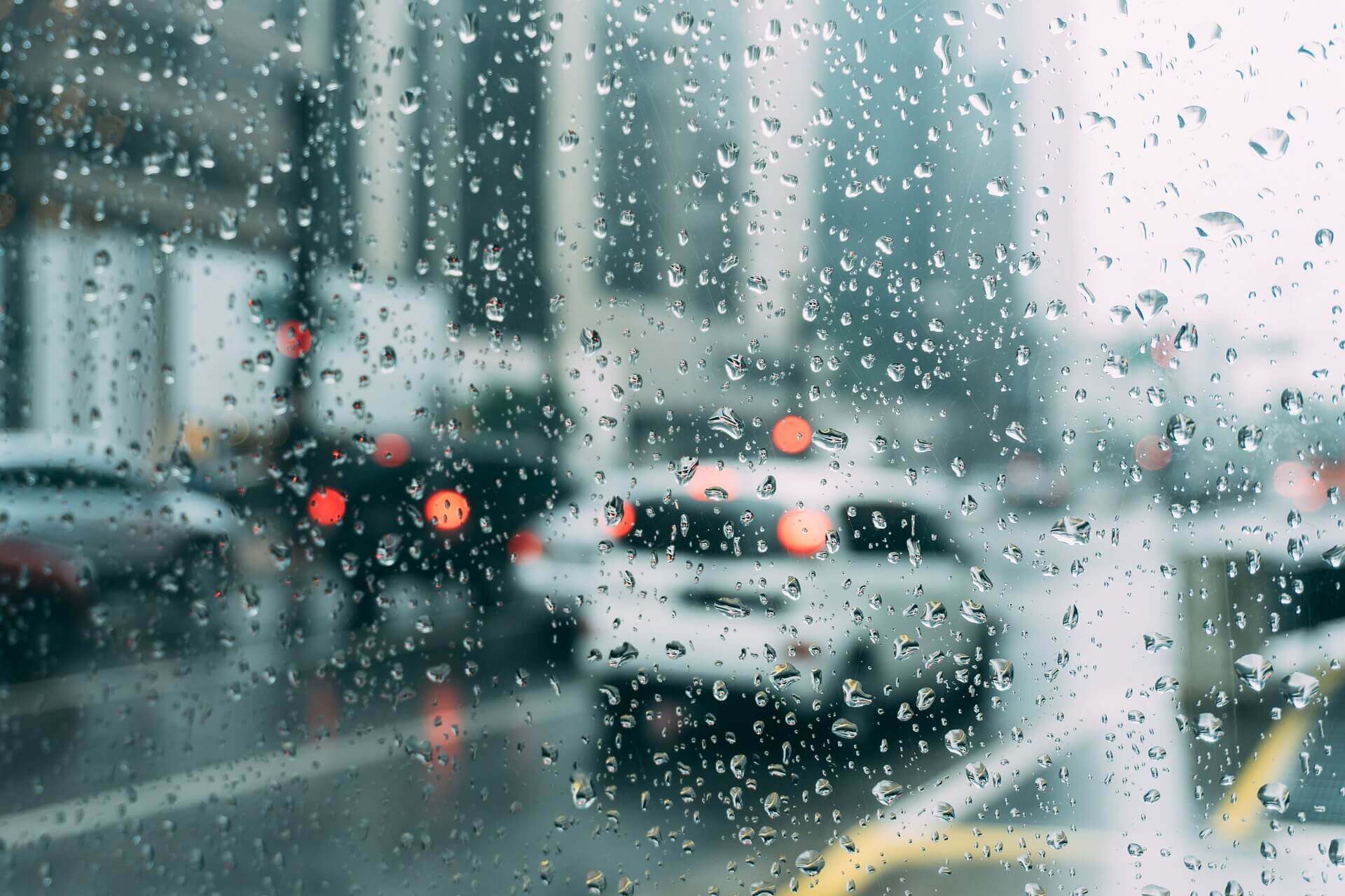 Prioritising fleet safety in wet weather conditions - Teletrac Navman UK